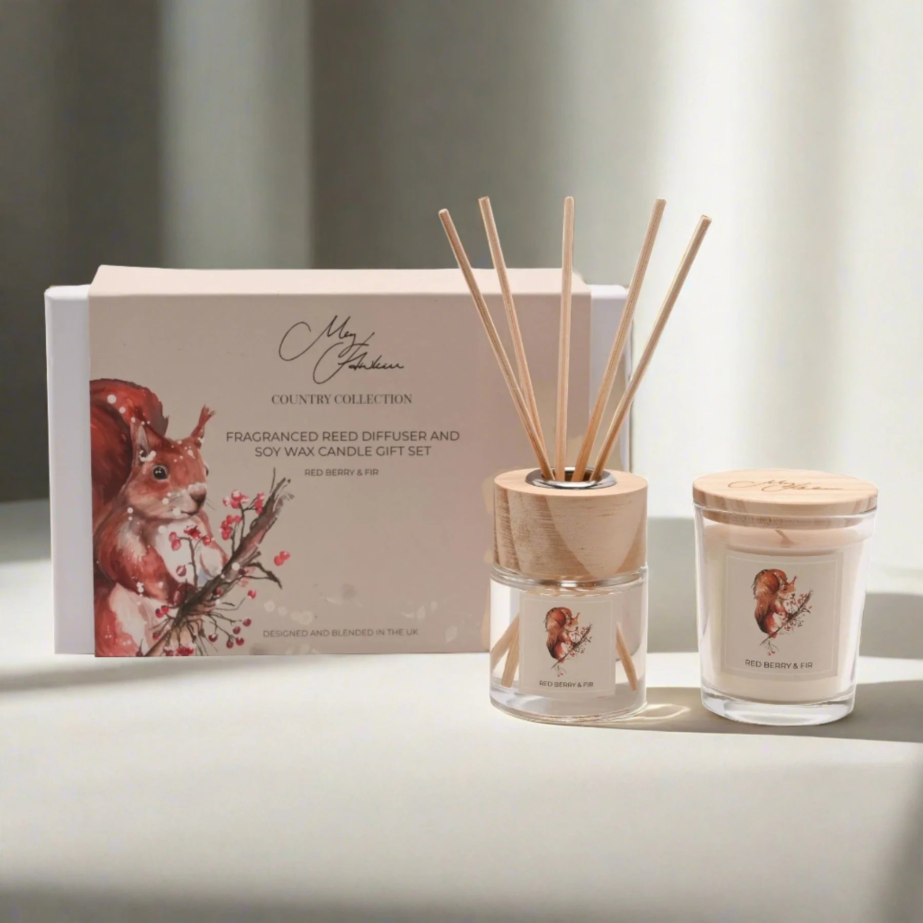 Meg Hawkins Squirrel Mini Candle & Diffuser Gift Set - Fir & Red Berry ...