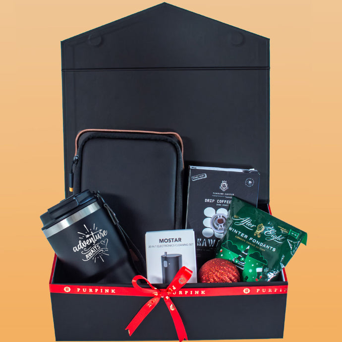 The Jet Setter Hamper | Travel Organizer, Tech Kit & Hydration Bottle ...